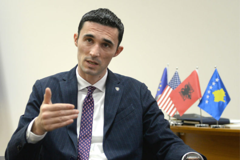 Endrit Shala: Taksa 100 % do të vazhdojë të mbetet në fuqi – Ekonomia ...