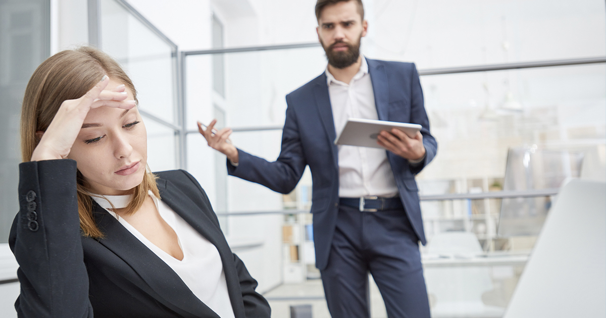 Dhuna psikologjike në punë – Ekonomia Online