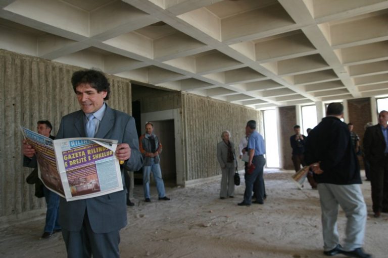 Gazeta “Rilindja” në protestë: Në Kosovë nuk ka liri shtypi derisa ka ...