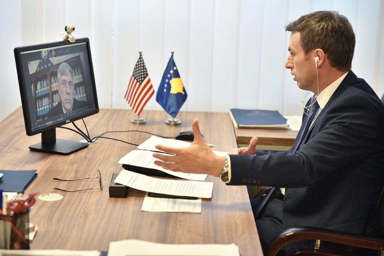 Reçica: Veteranët e luftës së UÇK-së do të kenë të drejtë pune ne ...