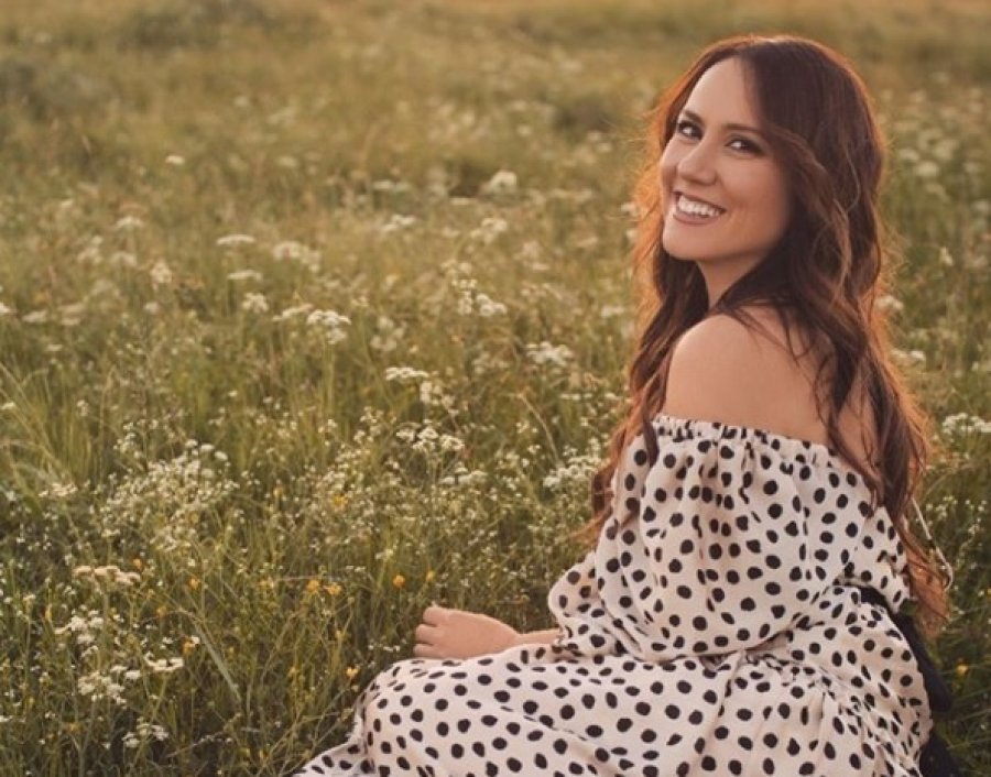 Arbana Osmani sjell në jetë fëmijën e dytë – Ekonomia Online