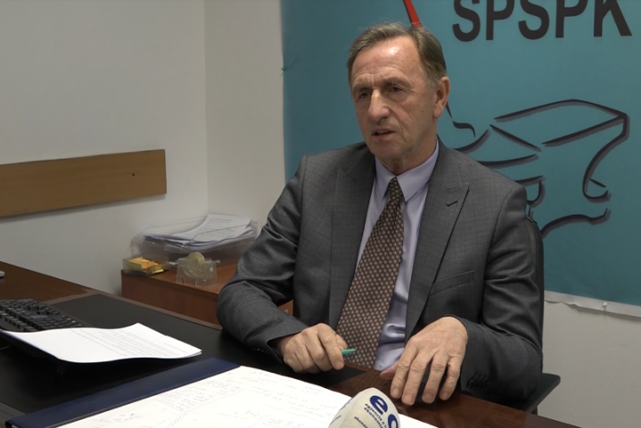 Azemi paralajmëron qeverinë e re: Nuk do t’ia falim asnjë minutë nëse ...