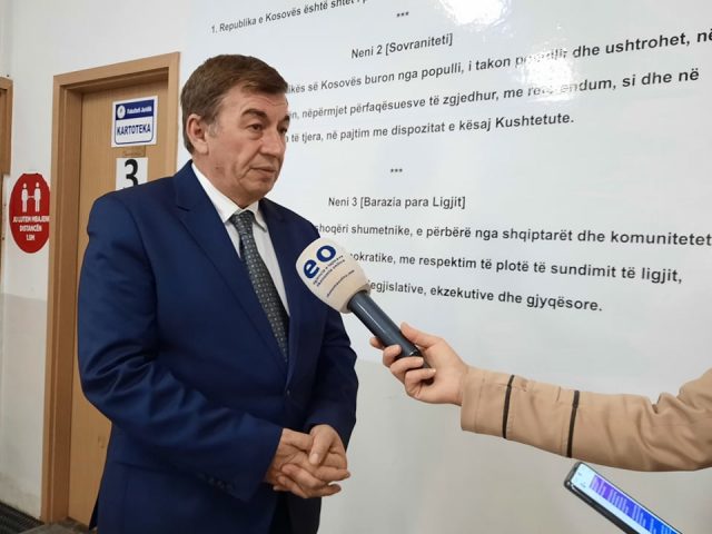 Akademik Arsim Bajrami distancohet nga analiza e kryeakademikut Mehmet ...