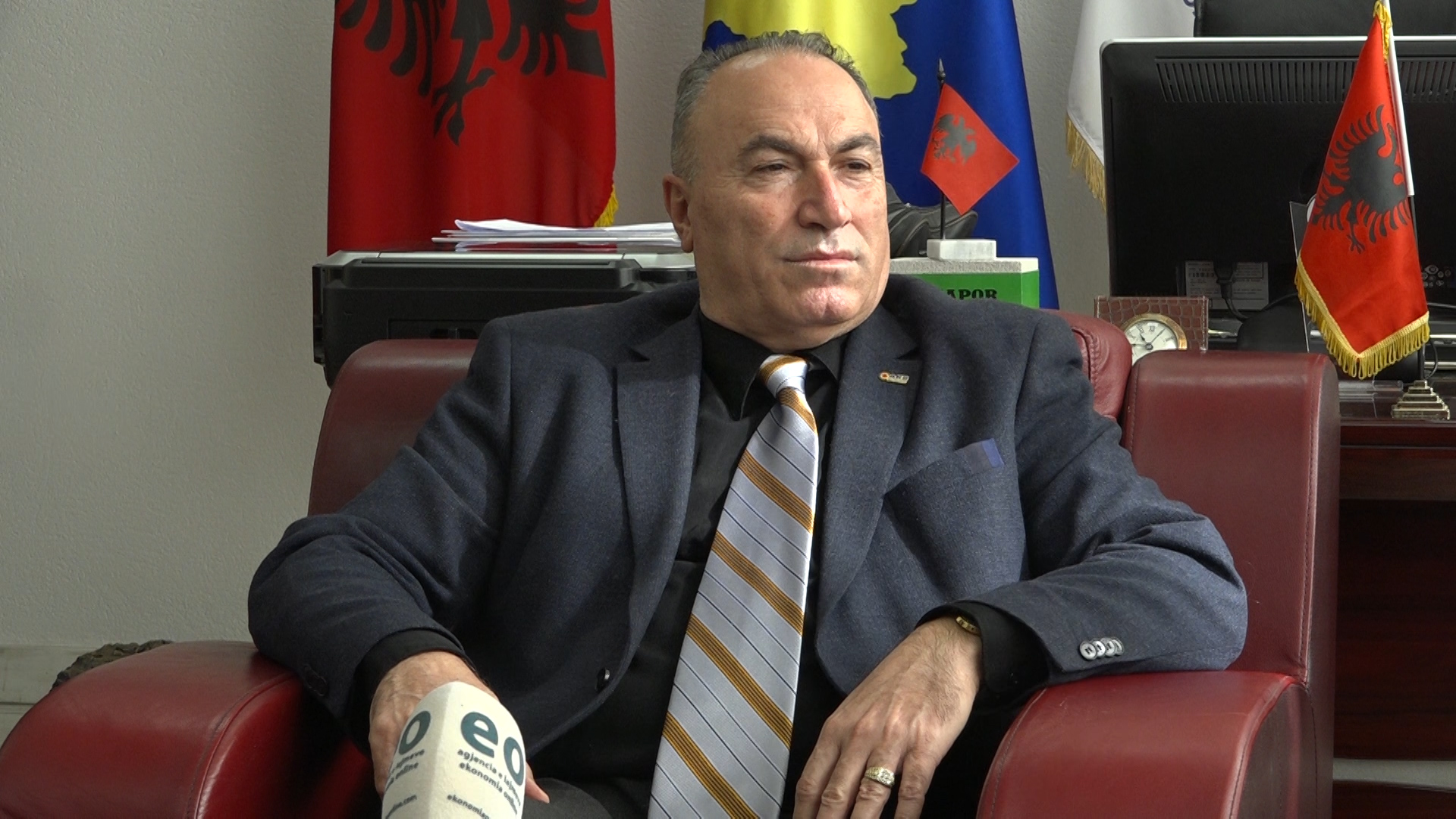 Shahini: Sipas kritereve të KES-it, aktualisht nuk mund të ketë pagë ...