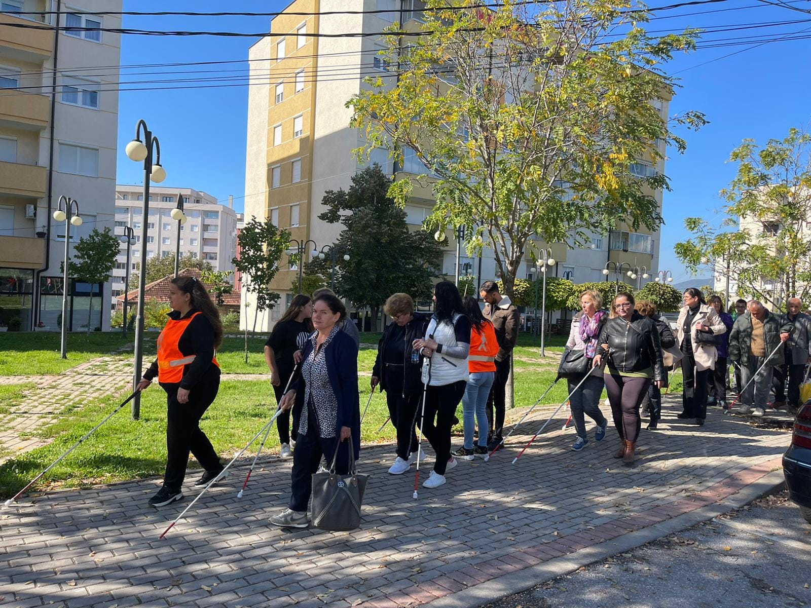 Sfidat dhe nevojat e personave të verbër në Kosovë – Ekonomia Online