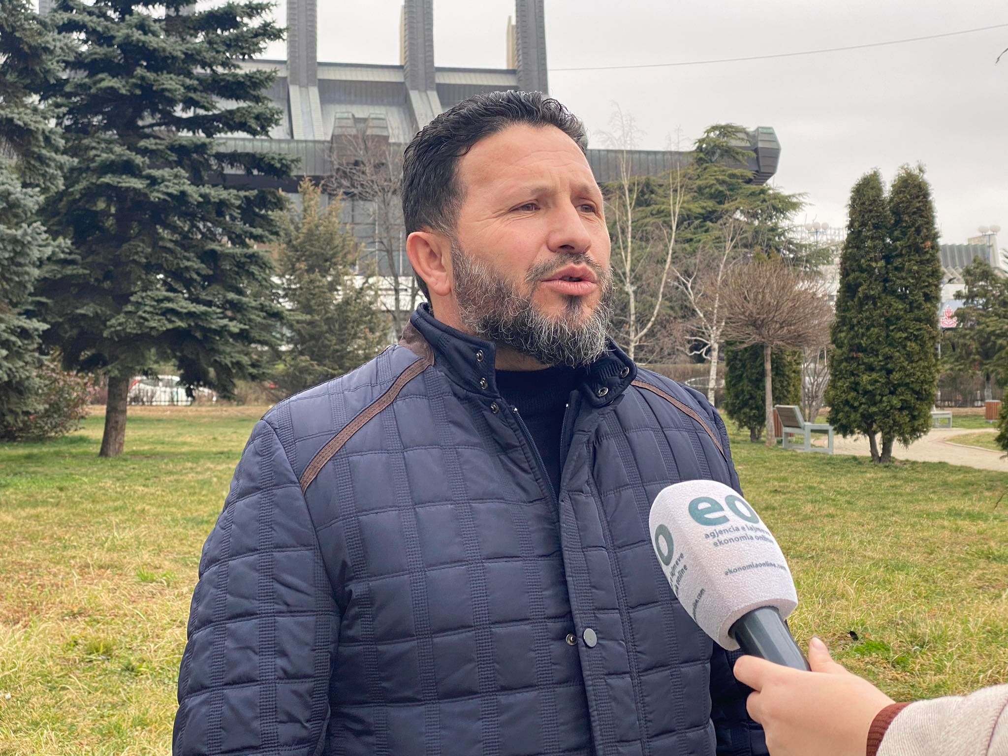 Sefaj i quan vitra pagat e rritura: S’kontribuojnë asgjë në mirëqenien ...