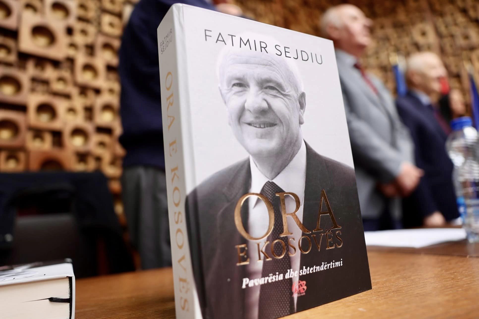 Përurohet libri i ish-presidentit Sejdiu, “Ora e Kosovës – pavarësia dhe shtetndërtimi ...
