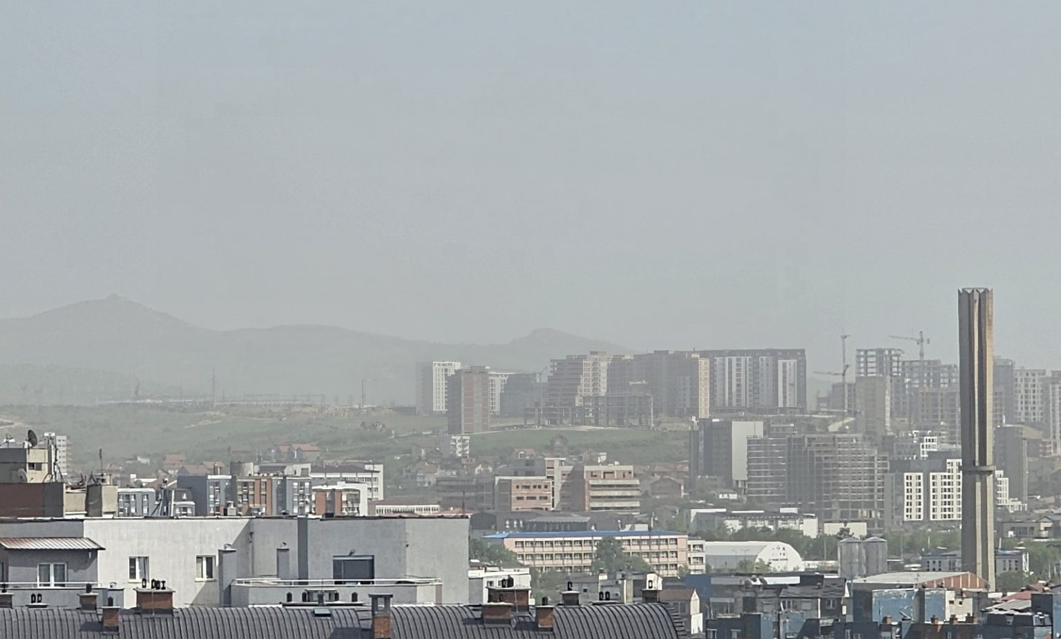 IKSHPK rekomandon përdorimin e maskave, shkak ndotja e ajrit – Ekonomia ...