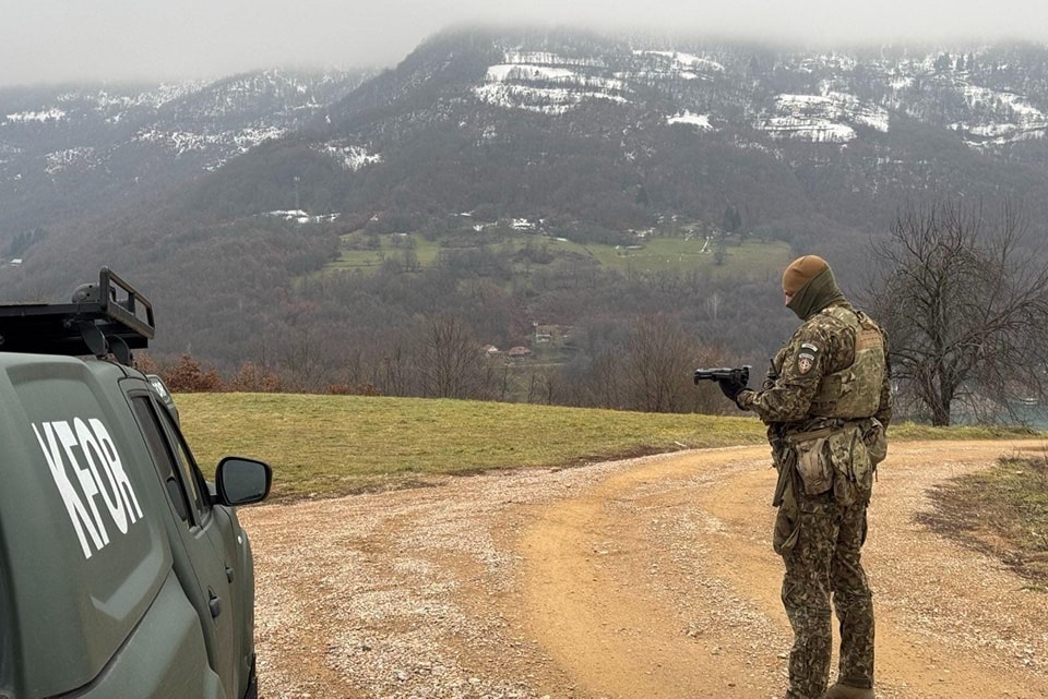 Ushtarët letonezë patrullojnë në Zubin Potok – Ekonomia Online