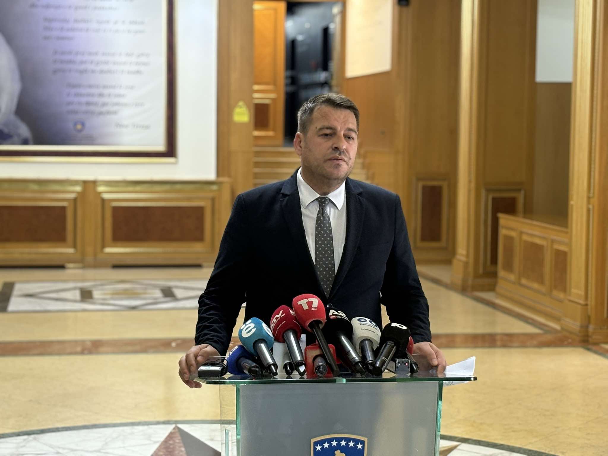 Muja: Ligjet për liberalizimin e tregut të energjisë janë miratuar nga ...