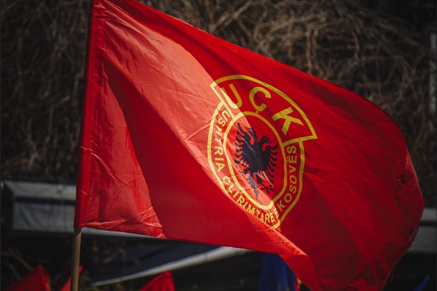 OVL e UÇK-së reagon pas heqjes së flamurit të UÇK-së në stadium: Na ...