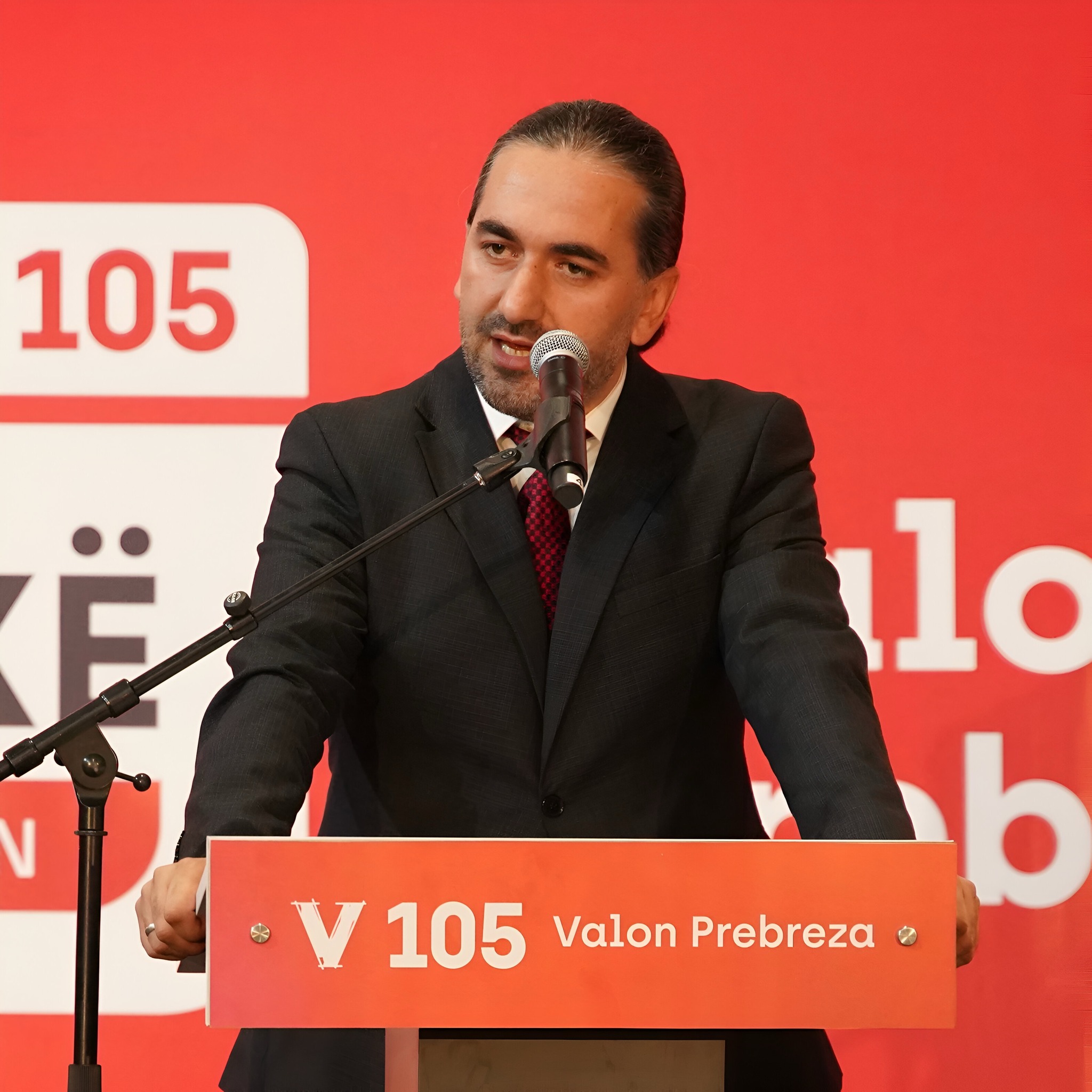 Valon Prebreza kryeson pas numërimit të votave me kusht në Fushë-Kosovë ...