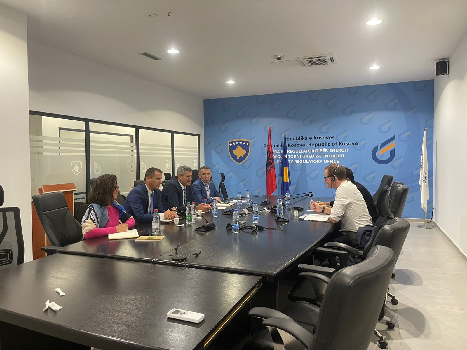 ZRRE mundohet ta bindë Bottcher për rëndësinë e liberalizimit të tregut ...